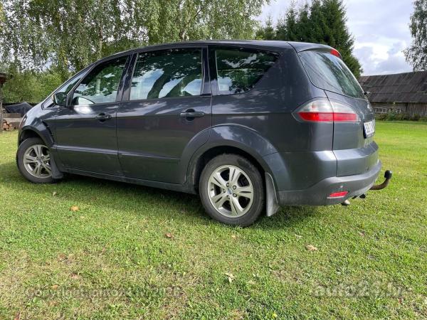 Ford S-Max 2008 Tallina vietnē Pelēks Ford S-Max 2008 Tallina, ar dzinēja tilpumu 2.00 L un nobraukumu 388 tūkst. km par 2299 €, foto 5 vietnē AUTOMOTO.COM.LV
