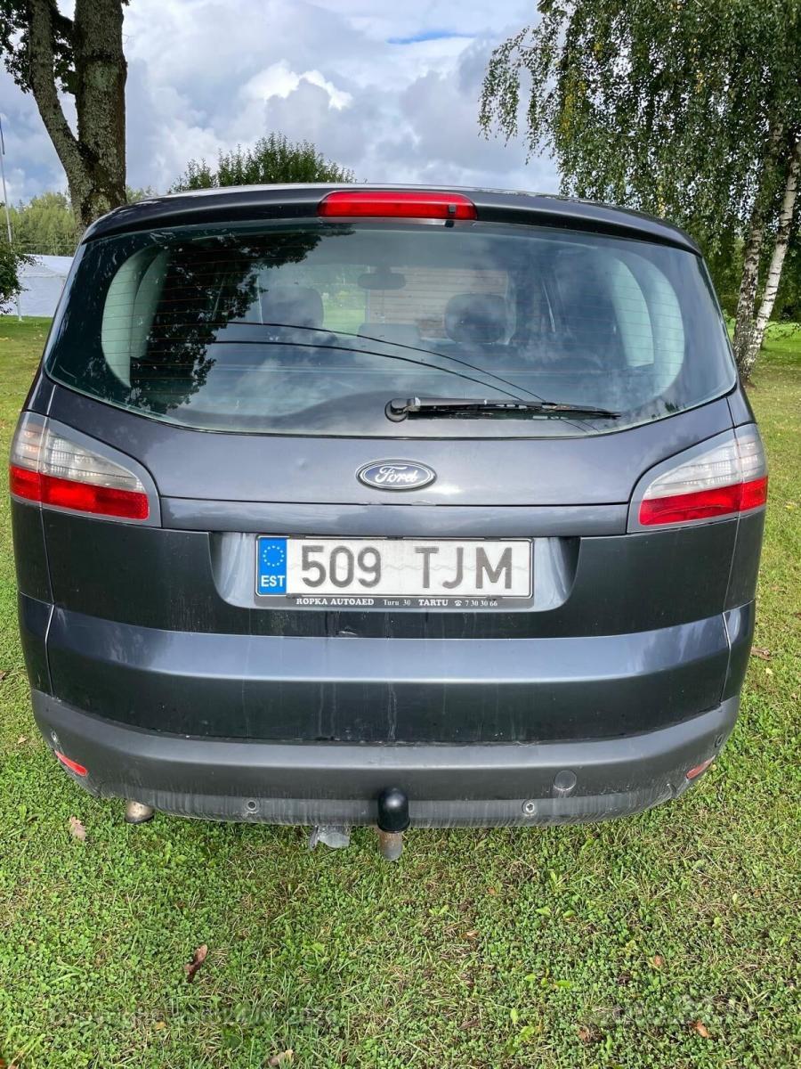 Grey Ford S-Max 2008 in Tallinn, with an engine capacity of 2.00 L and mileage of 388 thousand km for 2299 €, photo 10 on AUTOMOTO.COM.LV