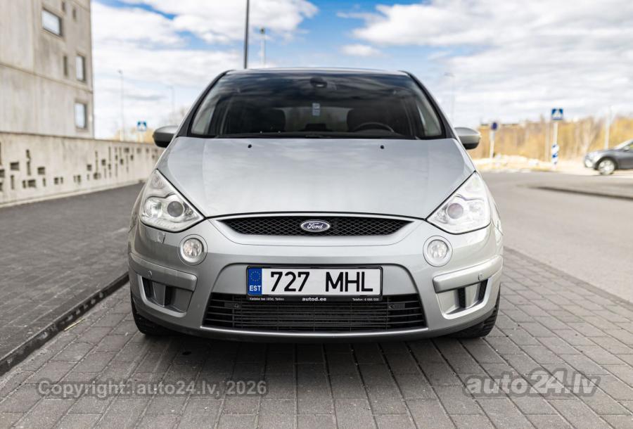 Pelēks Ford S-Max 2009 Tallina, ar dzinēja tilpumu 2.00 L un nobraukumu 362 tūkst. km par 3499 €, foto 3 vietnē AUTOMOTO.COM.LV