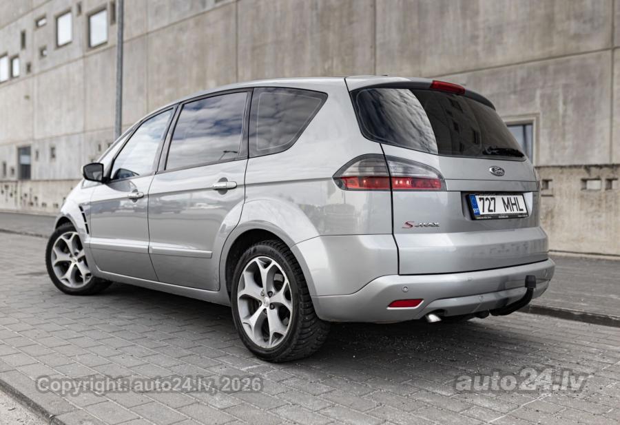 Pelēks Ford S-Max 2009 Tallina, ar dzinēja tilpumu 2.00 L un nobraukumu 362 tūkst. km par 3499 €, foto 5 vietnē AUTOMOTO.COM.LV