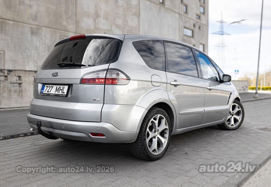 Pelēks Ford S-Max 2009 Tallina, ar dzinēja tilpumu 2.00 L un nobraukumu 362 tūkst. km par 3499 €, foto 7 vietnē AUTOMOTO.COM.LV