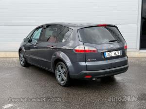 Pelēks Ford S-Max 2009 Tartu, ar dzinēja tilpumu 1.80 L un nobraukumu 370 tūkst. km par 3300 €, foto 5 vietnē AUTOMOTO.COM.LV