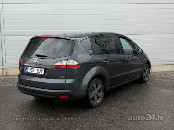 Pelēks Ford S-Max 2009 Tartu, ar dzinēja tilpumu 1.80 L un nobraukumu 370 tūkst. km par 3300 €, foto 6 vietnē AUTOMOTO.COM.LV