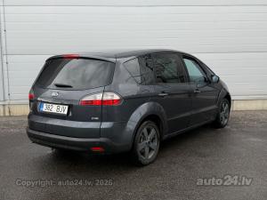 Pelēks Ford S-Max 2009 Tartu, ar dzinēja tilpumu 1.80 L un nobraukumu 370 tūkst. km par 3300 €, foto 7 vietnē AUTOMOTO.COM.LV