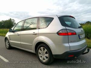 Pelēks Ford S-Max 2009 Tartu, ar dzinēja tilpumu 1.80 L un nobraukumu 310 tūkst. km par 1290 €, foto 4 vietnē AUTOMOTO.COM.LV