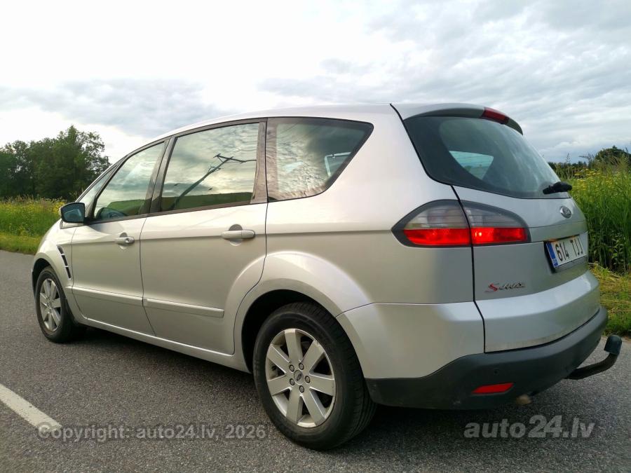 Pelēks Ford S-Max 2009 Tartu, ar dzinēja tilpumu 1.80 L un nobraukumu 310 tūkst. km par 1290 €, foto 4 vietnē AUTOMOTO.COM.LV