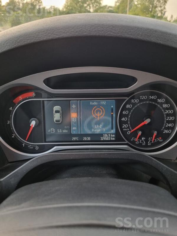 Grey Ford S-Max 2009 in Liepaja, with an engine capacity of 1.80 L and mileage of 330 thousand km for 2850 €, photo 7 on AUTOMOTO.COM.LV