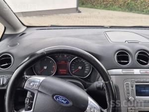 Grey Ford S-Max 2009 in Bauska, with an engine capacity of 2.00 L and mileage of 380 thousand km for 3300 €, photo 13 on AUTOMOTO.COM.LV