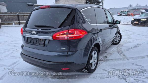 Pelēks Ford S-Max 2010 Tartu, ar dzinēja tilpumu 2.00 L un nobraukumu 262 tūkst. km par 6290 €, foto 5 vietnē AUTOMOTO.COM.LV
