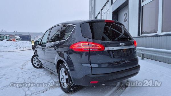 Pelēks Ford S-Max 2010 Tartu, ar dzinēja tilpumu 2.00 L un nobraukumu 262 tūkst. km par 6290 €, foto 8 vietnē AUTOMOTO.COM.LV