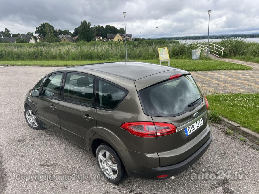 Pelēks Ford S-Max 2010 Pelva, ar dzinēja tilpumu 2.00 L un nobraukumu 312 tūkst. km par 4990 €, foto 3 vietnē AUTOMOTO.COM.LV