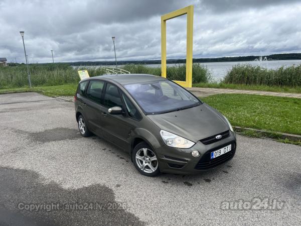 Pelēks Ford S-Max 2010 Pelva, ar dzinēja tilpumu 2.00 L un nobraukumu 312 tūkst. km par 4990 €, foto 3 vietnē AUTOMOTO.COM.LV