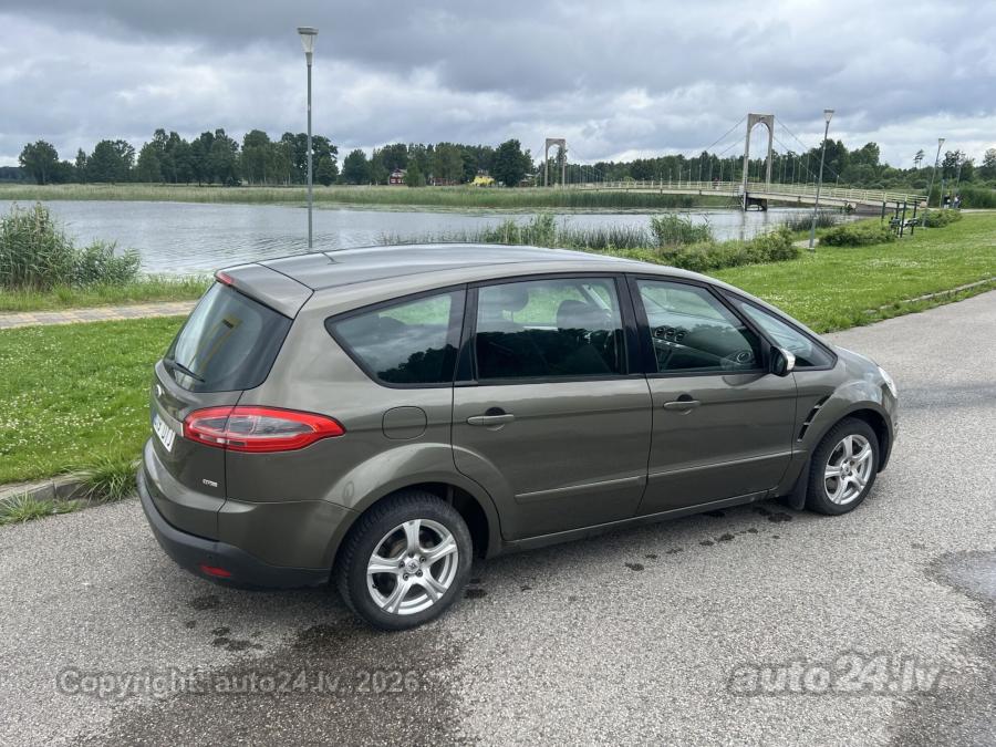 Pelēks Ford S-Max 2010 Pelva, ar dzinēja tilpumu 2.00 L un nobraukumu 312 tūkst. km par 4990 €, foto 9 vietnē AUTOMOTO.COM.LV