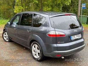 Pelēks Ford S-Max 2010 Tallina, ar dzinēja tilpumu 2.00 L un nobraukumu 381 tūkst. km par 3600 €, foto 4 vietnē AUTOMOTO.COM.LV