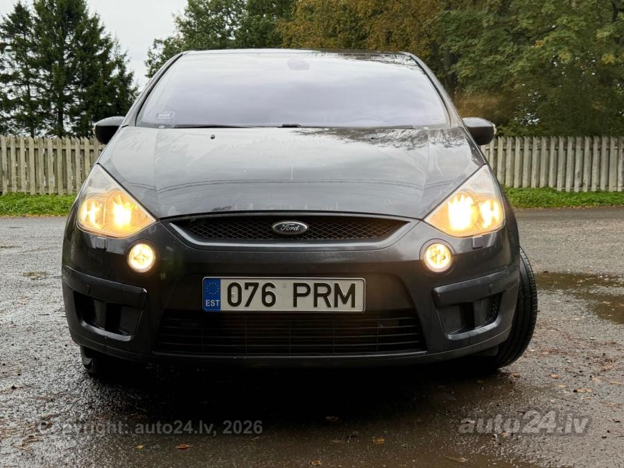 Pelēks Ford S-Max 2010 Tallina, ar dzinēja tilpumu 2.00 L un nobraukumu 381 tūkst. km par 3600 €, foto 6 vietnē AUTOMOTO.COM.LV