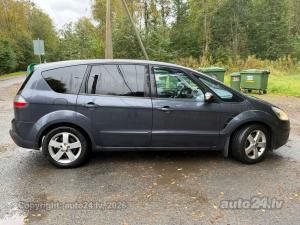Pelēks Ford S-Max 2010 Tallina, ar dzinēja tilpumu 2.00 L un nobraukumu 381 tūkst. km par 3600 €, foto 8 vietnē AUTOMOTO.COM.LV
