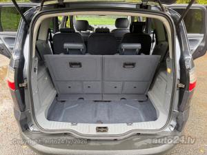 Pelēks Ford S-Max 2010 Tallina, ar dzinēja tilpumu 2.00 L un nobraukumu 381 tūkst. km par 3600 €, foto 13 vietnē AUTOMOTO.COM.LV