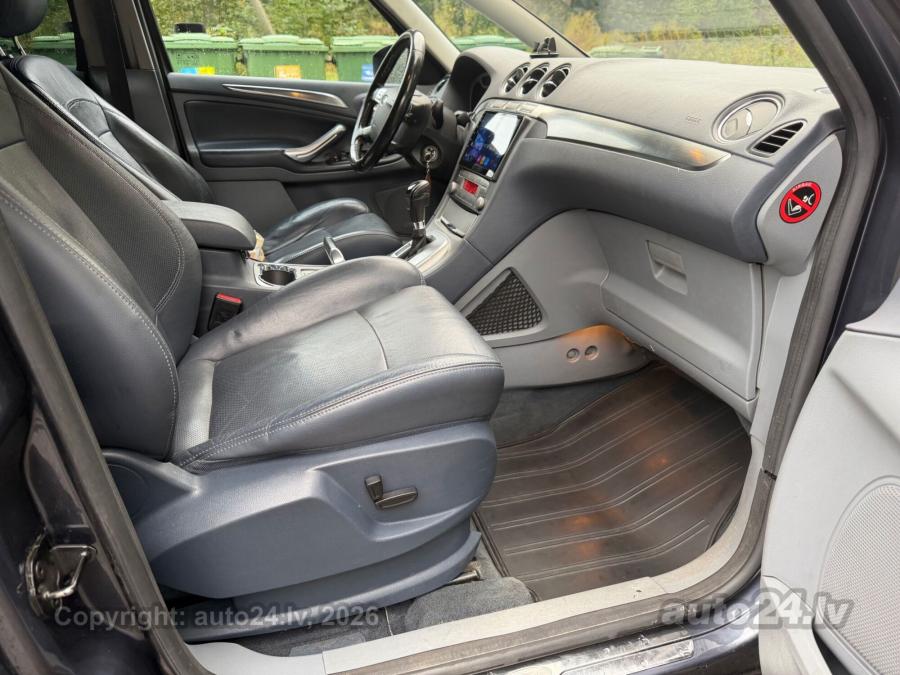 Pelēks Ford S-Max 2010 Tallina, ar dzinēja tilpumu 2.00 L un nobraukumu 381 tūkst. km par 3600 €, foto 20 vietnē AUTOMOTO.COM.LV