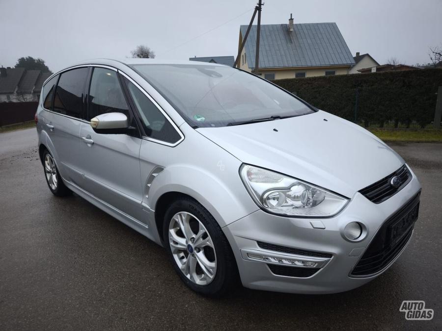Pelēks Ford S-Max 2011 Druskininkai, ar dzinēja tilpumu 2.20 L un nobraukumu 267 tūkst. km par 5700 €, foto 1 vietnē AUTOMOTO.COM.LV