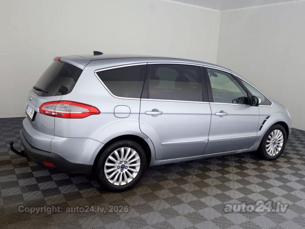 Pelēks Ford S-Max 2011 Tallina, ar dzinēja tilpumu 2.00 L un nobraukumu 324 tūkst. km par 3199 €, foto 3 vietnē AUTOMOTO.COM.LV