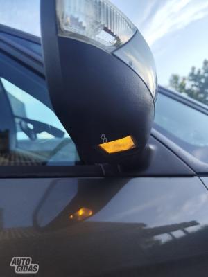 Grey Ford S-Max 2011 in Marijampole, with an engine capacity of 2.00 L and mileage of 278 thousand km for 4200 €, photo 16 on AUTOMOTO.COM.LV