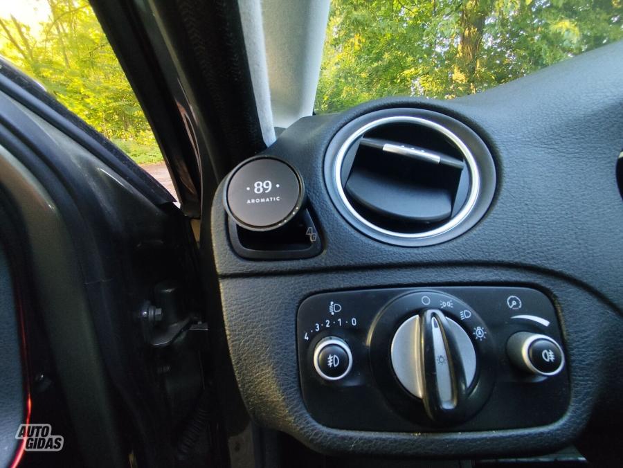 Grey Ford S-Max 2011 in Marijampole, with an engine capacity of 2.00 L and mileage of 278 thousand km for 4200 €, photo 22 on AUTOMOTO.COM.LV