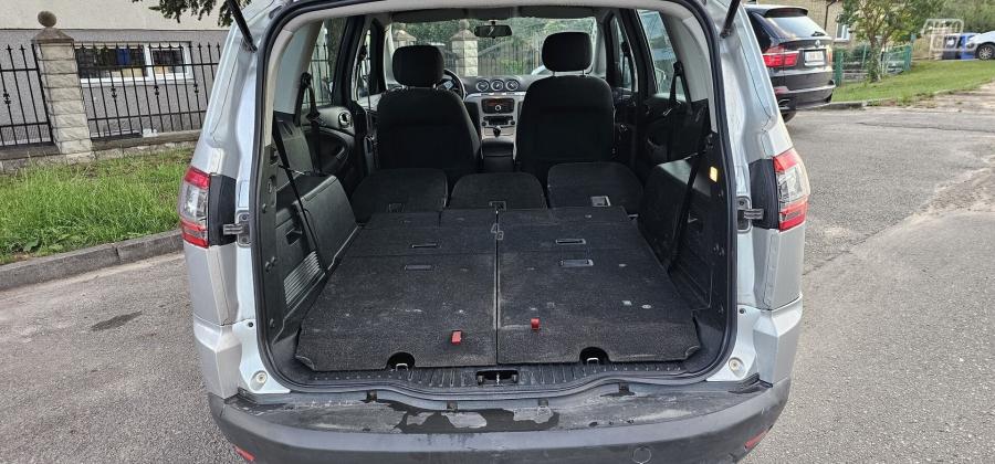 Pelēks Ford S-Max 2011 Šauļi, ar dzinēja tilpumu 2.00 L un nobraukumu 300 tūkst. km par 3800 €, foto 10 vietnē AUTOMOTO.COM.LV