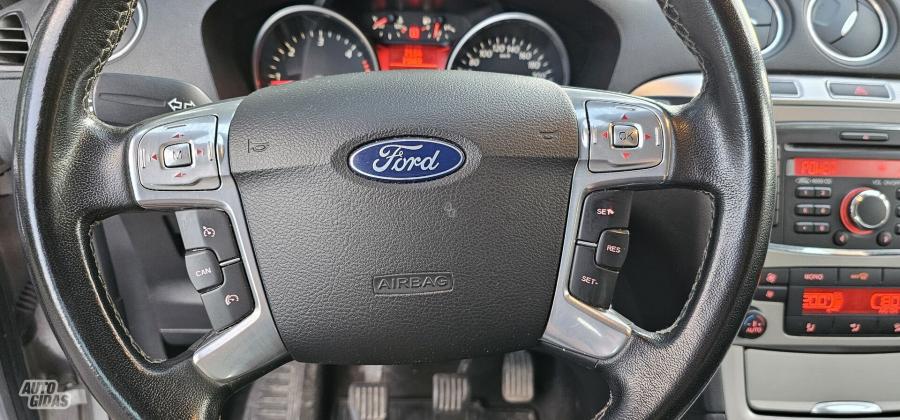 Pelēks Ford S-Max 2011 Šauļi, ar dzinēja tilpumu 2.00 L un nobraukumu 300 tūkst. km par 3800 €, foto 22 vietnē AUTOMOTO.COM.LV