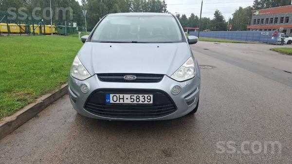 Grey Ford S-Max 2011 in Riga, with an engine capacity of 2.00 L and mileage of 340 thousand km for 3490 €, photo 3 on AUTOMOTO.COM.LV