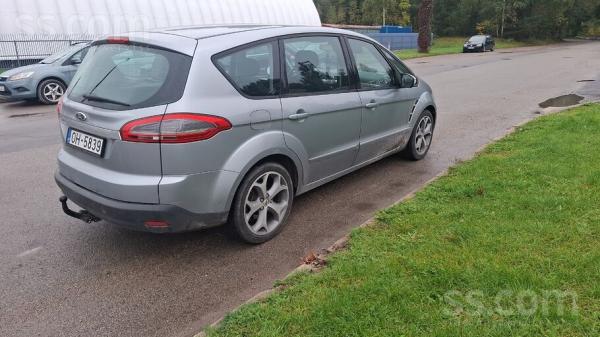 Grey Ford S-Max 2011 in Riga, with an engine capacity of 2.00 L and mileage of 340 thousand km for 3490 €, photo 6 on AUTOMOTO.COM.LV