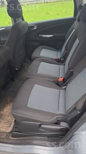 Pelēks Ford S-Max 2011 Rīga, ar dzinēja tilpumu 2.00 L un nobraukumu 340 tūkst. km par 3490 €, foto 11 vietnē AUTOMOTO.COM.LV