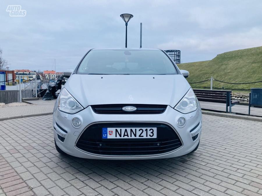 Grey Ford S-Max 2012 in Klaipeda, with an engine capacity of 2.00 L and mileage of 332 thousand km for 5490 €, photo 2 on AUTOMOTO.COM.LV