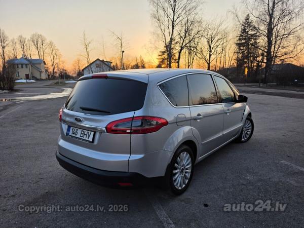 Pelēks Ford S-Max 2012 Tartu, ar dzinēja tilpumu 2.00 L un nobraukumu 159 tūkst. km par 5700 €, foto 3 vietnē AUTOMOTO.COM.LV