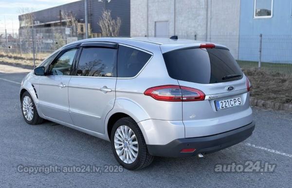 Pelēks Ford S-Max 2012 Tallina, ar dzinēja tilpumu 2.00 L un nobraukumu 162 tūkst. km par 5890 €, foto 3 vietnē AUTOMOTO.COM.LV