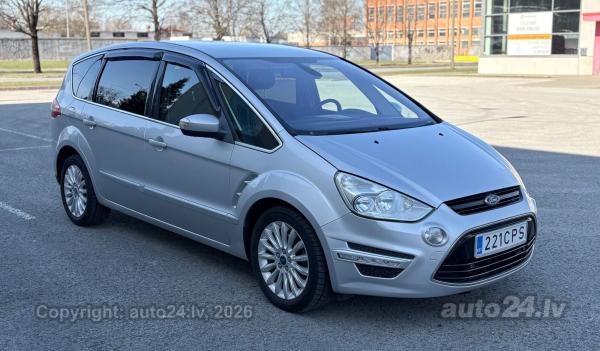 Pelēks Ford S-Max 2012 Tallina, ar dzinēja tilpumu 2.00 L un nobraukumu 162 tūkst. km par 5890 €, foto 4 vietnē AUTOMOTO.COM.LV