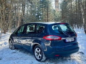 Pelēks Ford S-Max 2013 Tallina, ar dzinēja tilpumu 2.00 L un nobraukumu 250 tūkst. km par 4550 €, foto 3 vietnē AUTOMOTO.COM.LV