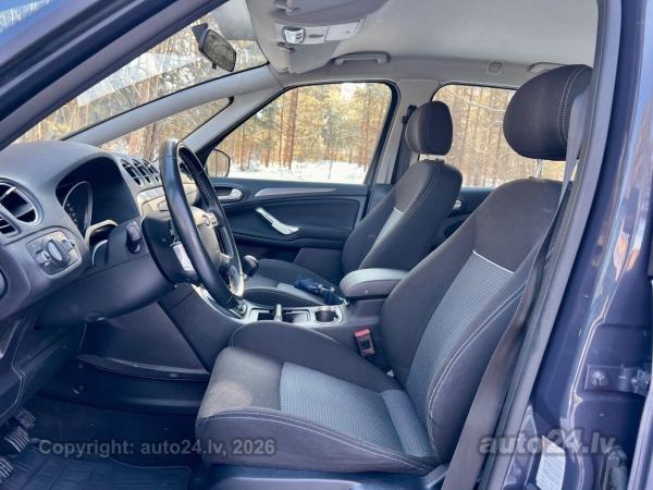Grey Ford S-Max 2013 in Tallinn, with an engine capacity of 2.00 L and mileage of 250 thousand km for 4550 €, photo 7 on AUTOMOTO.COM.LV