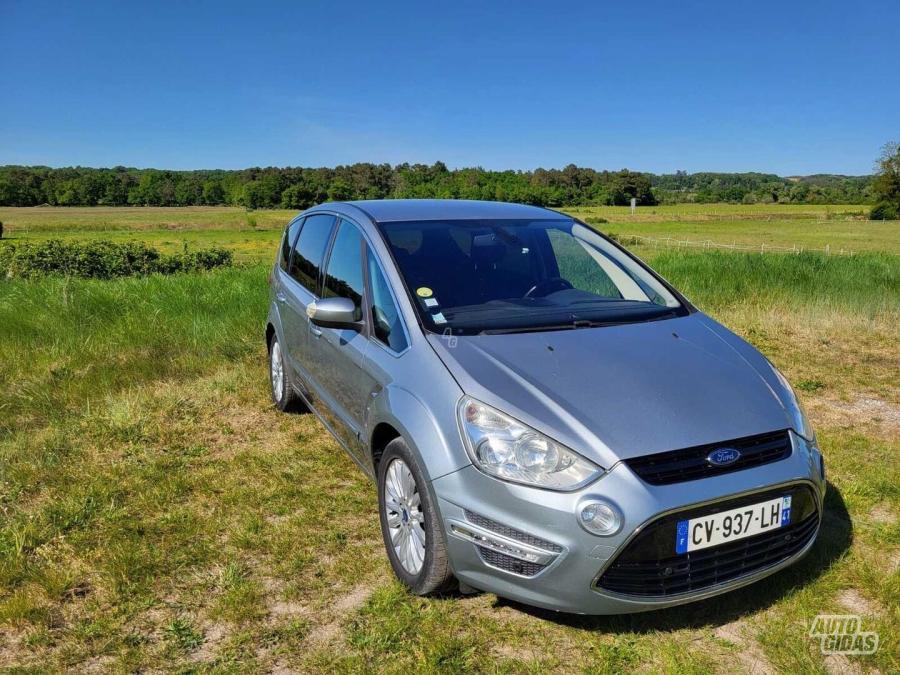 Grey Ford S-Max 2013 in Vilnius, with an engine capacity of 2.00 L and mileage of 330 thousand km for 4200 €, photo 3 on AUTOMOTO.COM.LV