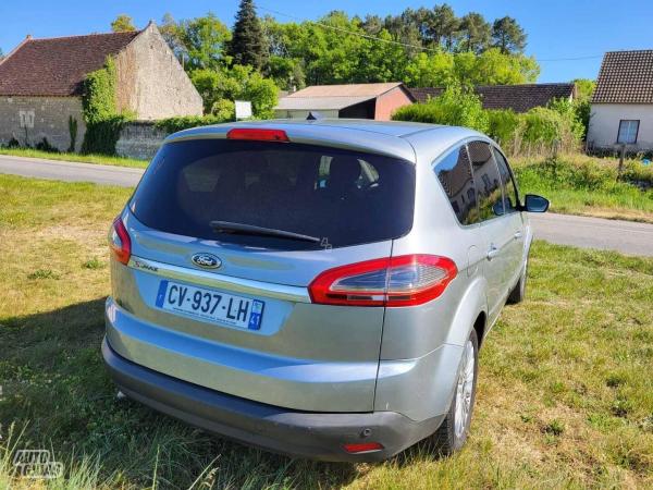 Grey Ford S-Max 2013 in Vilnius, with an engine capacity of 2.00 L and mileage of 330 thousand km for 4200 €, photo 4 on AUTOMOTO.COM.LV