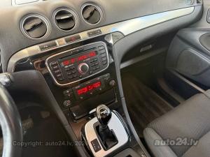 Pelēks Ford S-Max 2013 Valga, ar dzinēja tilpumu 2.00 L un nobraukumu 307 tūkst. km par 3250 €, foto 16 vietnē AUTOMOTO.COM.LV