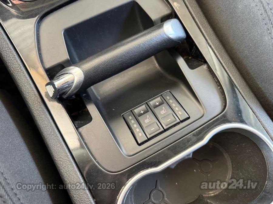 Pelēks Ford S-Max 2013 Valga, ar dzinēja tilpumu 2.00 L un nobraukumu 307 tūkst. km par 3250 €, foto 17 vietnē AUTOMOTO.COM.LV