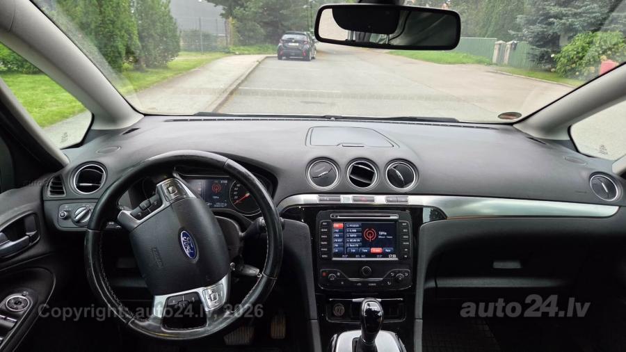 Pelēks Ford S-Max 2013 Tallina, ar dzinēja tilpumu 2.00 L un nobraukumu 265 tūkst. km par 4800 €, foto 11 vietnē AUTOMOTO.COM.LV