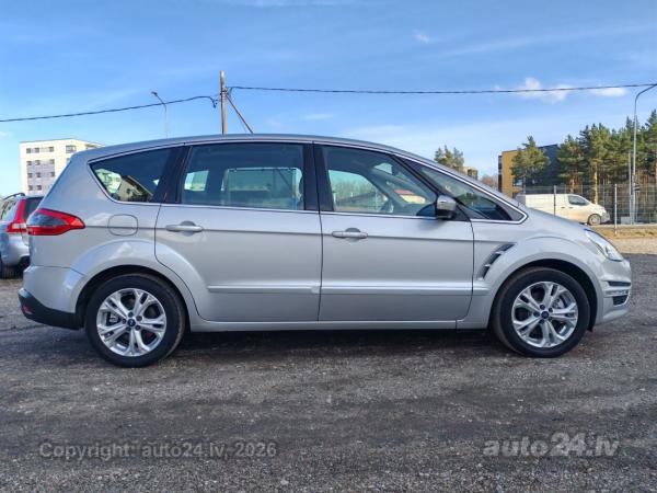 Pelēks Ford S-Max 2014 Tallina, ar dzinēja tilpumu 2.20 L un nobraukumu 200 tūkst. km par 6999 €, foto 7 vietnē AUTOMOTO.COM.LV