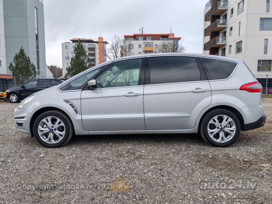 Grey Ford S-Max 2014 in Tallinn, with an engine capacity of 2.20 L and mileage of 200 thousand km for 6999 €, photo 3 on AUTOMOTO.COM.LV