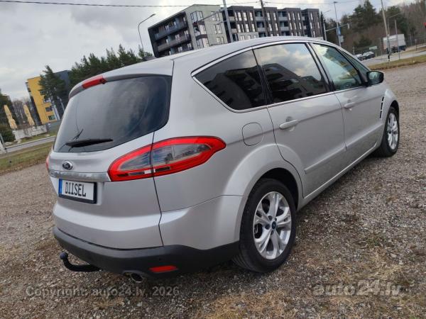 Grey Ford S-Max 2014 in Tallinn, with an engine capacity of 2.20 L and mileage of 200 thousand km for 6999 €, photo 6 on AUTOMOTO.COM.LV