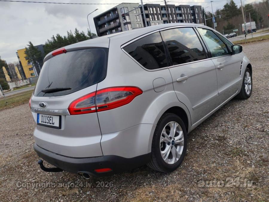 Grey Ford S-Max 2014 in Tallinn, with an engine capacity of 2.20 L and mileage of 200 thousand km for 6999 €, photo 7 on AUTOMOTO.COM.LV