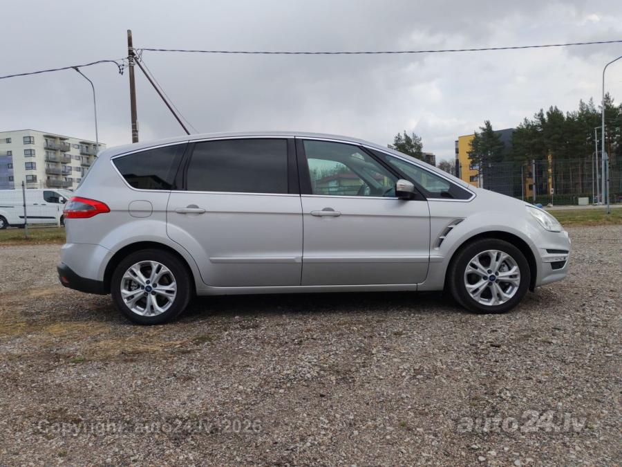 Grey Ford S-Max 2014 in Tallinn, with an engine capacity of 2.20 L and mileage of 200 thousand km for 6999 €, photo 8 on AUTOMOTO.COM.LV