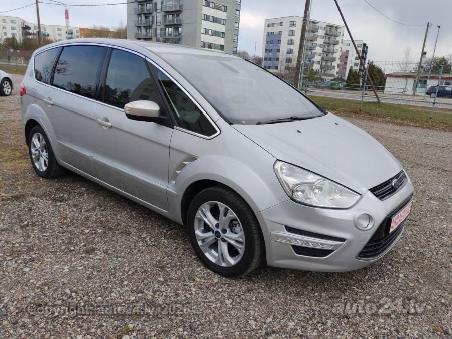 Grey Ford S-Max 2014 in Tallinn, with an engine capacity of 2.20 L and mileage of 200 thousand km for 6999 €, photo 9 on AUTOMOTO.COM.LV