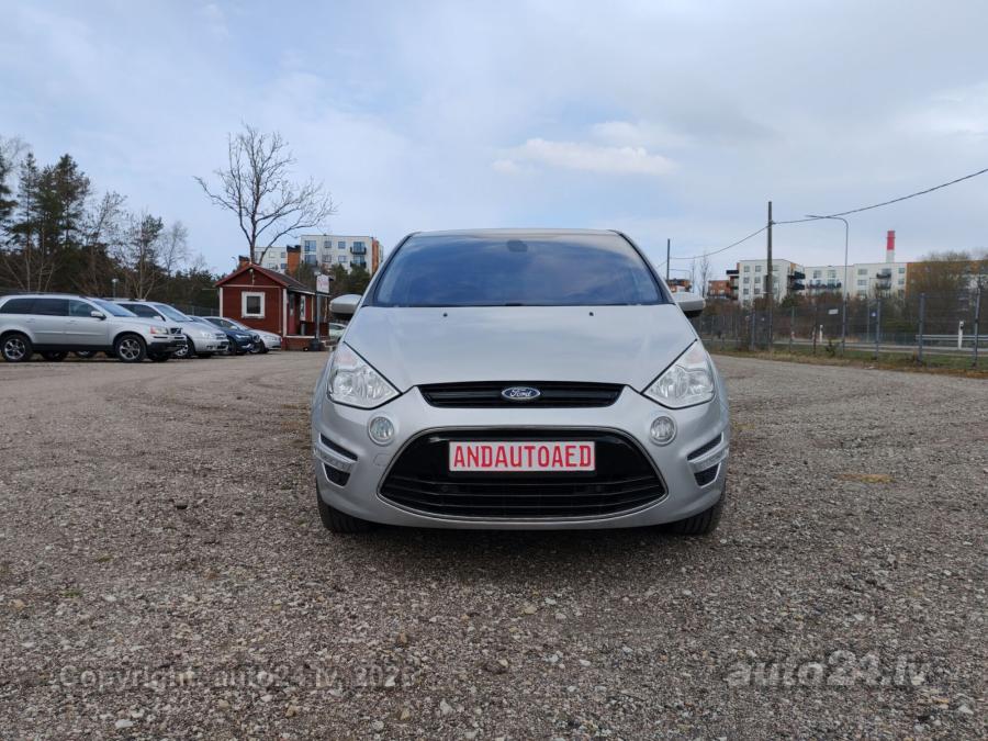 Grey Ford S-Max 2014 in Tallinn, with an engine capacity of 2.20 L and mileage of 200 thousand km for 6999 €, photo 10 on AUTOMOTO.COM.LV