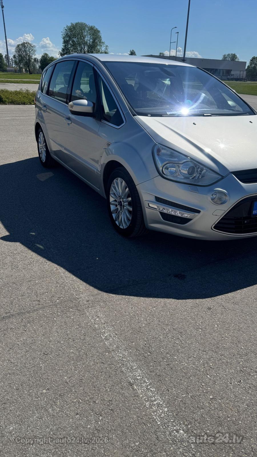 Pelēks Ford S-Max 2014 Tartu, ar dzinēja tilpumu 2.00 L un nobraukumu 317 tūkst. km par 5400 €, foto 3 vietnē AUTOMOTO.COM.LV